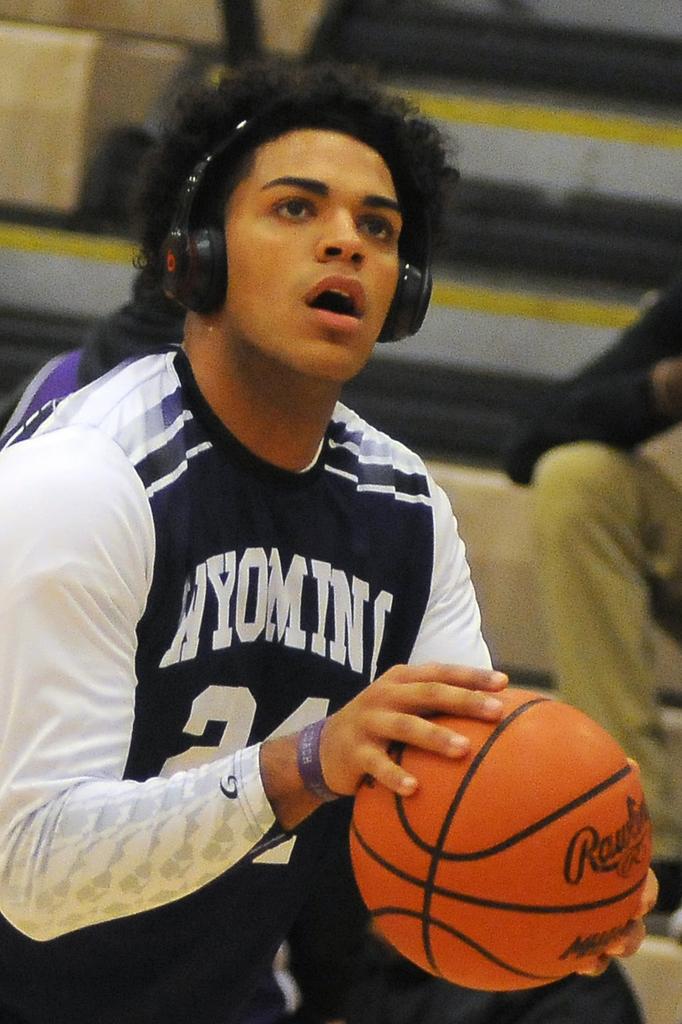 Wyoming boys basketball team to feature depth, quickness this season ...