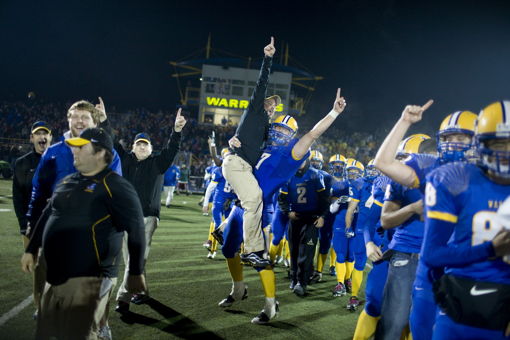 Aloha football: Warriors climb back to the top and take their community ...