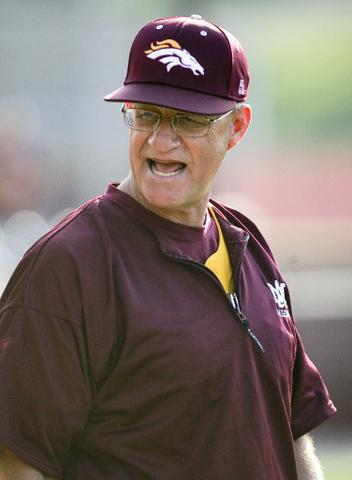 Madison Academy baseball coach Mike Good earns 300th win - al.com